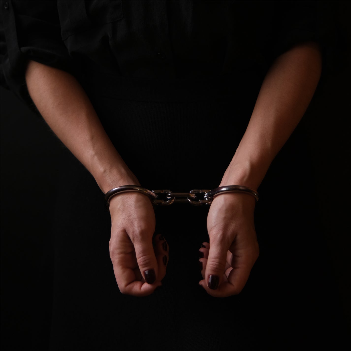 Innovative solid handcuffs, adjustable – selfbondage-shop